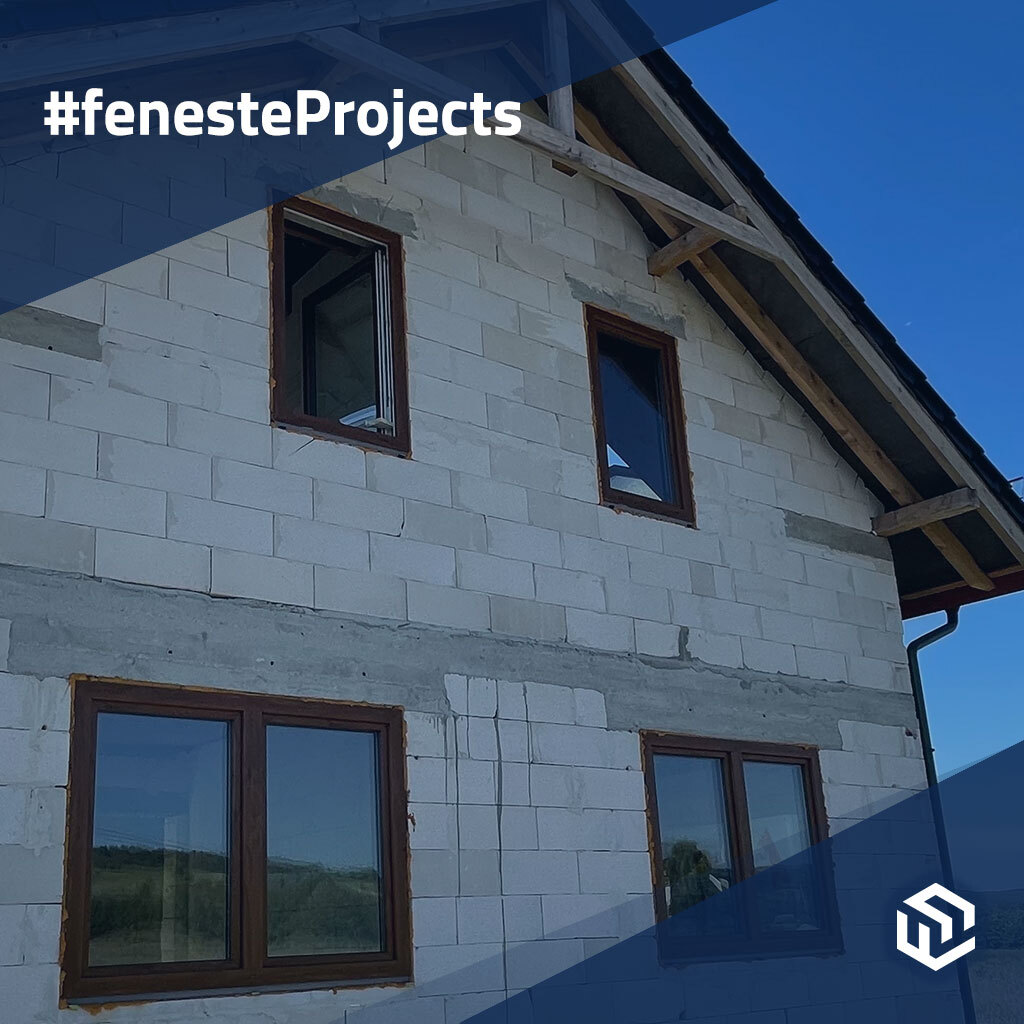 Projects | A house on the prairie with golden oak windows | Feneste